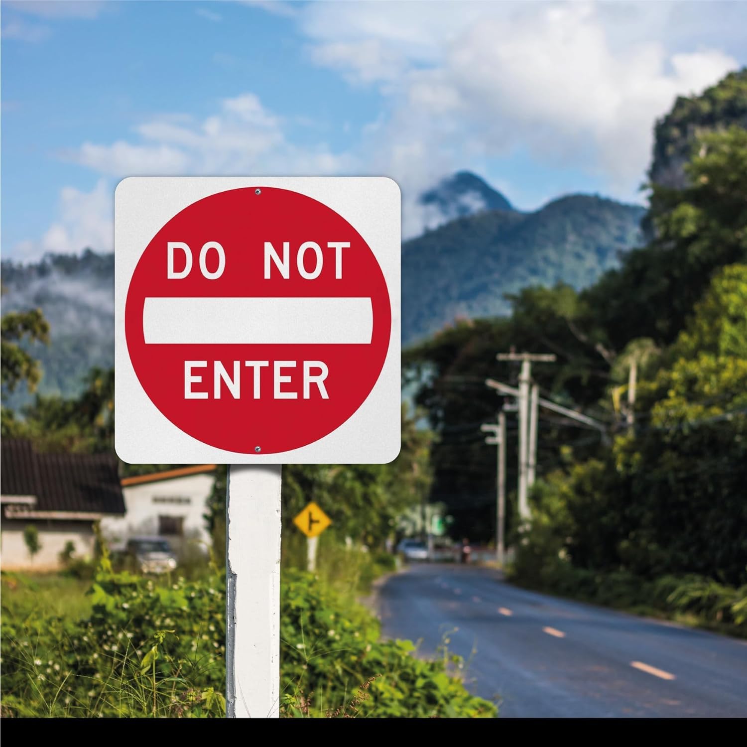 Do not enter signs – Olanzu